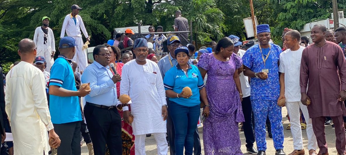 LASU Holds Coconut-Breaking Ritual For Peace, And Progress. | PHMedia Blog
